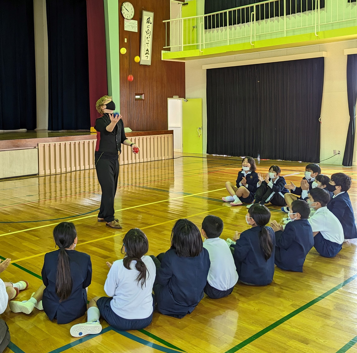 油久小の出来事: 3月2日 K@ITOパフォーマンスショー